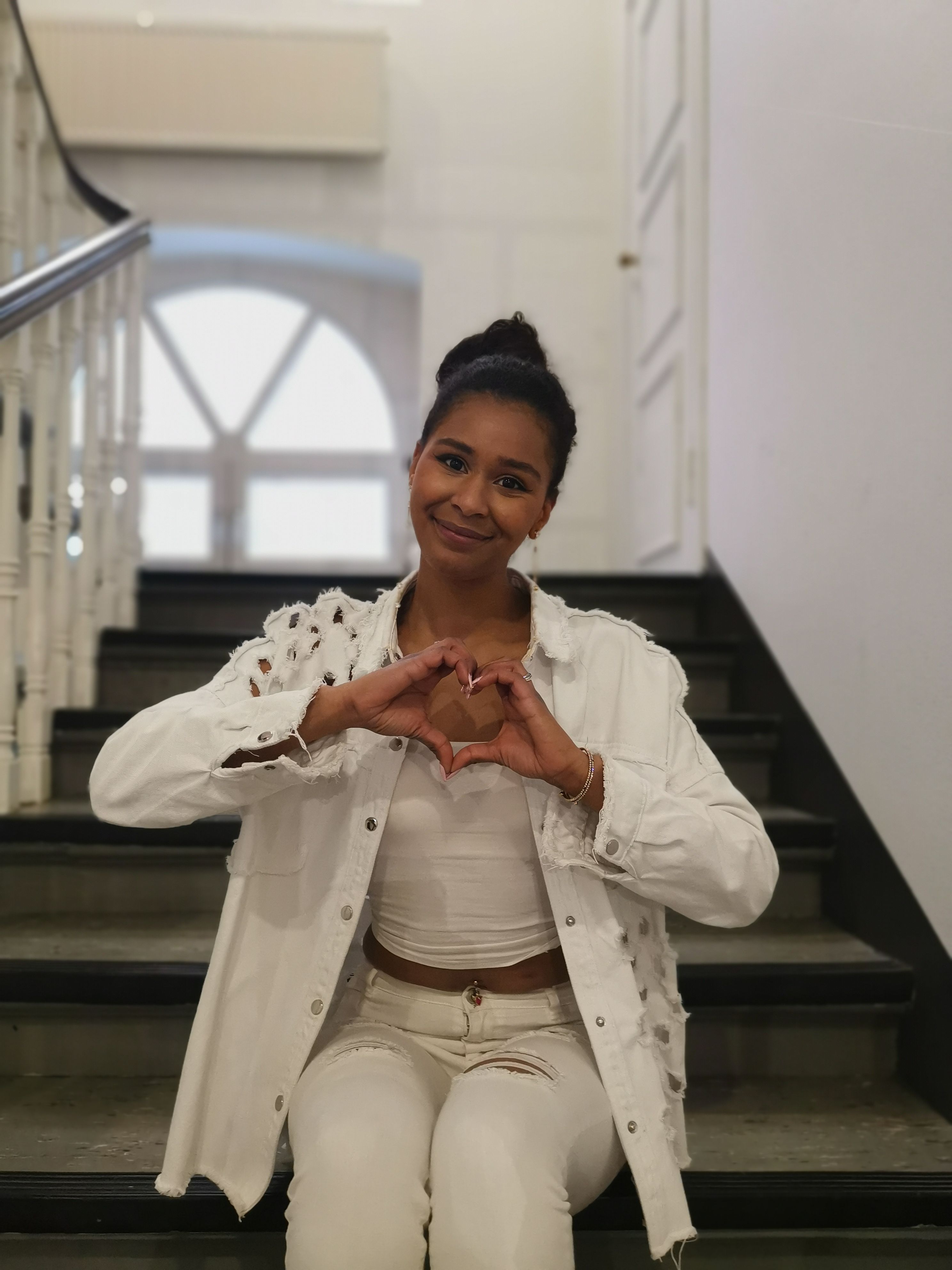 Ex-GNTM-Kandidatin Lijana engagiert sich gegen Hass im Netz